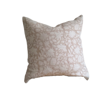 An online cushion boutique using popular designer fabrics. – meggy&me